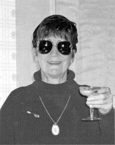 Geraldine June Houdek | Obituaries | tillamookheadlightherald.com