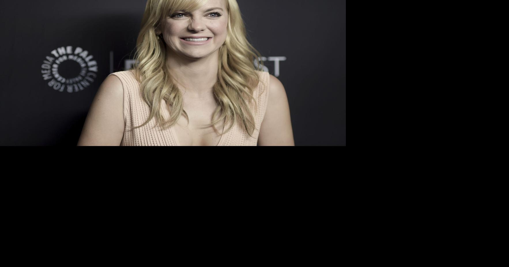 Celebrity Birthdays: Nov. 29 | Archives | timegoggles.com