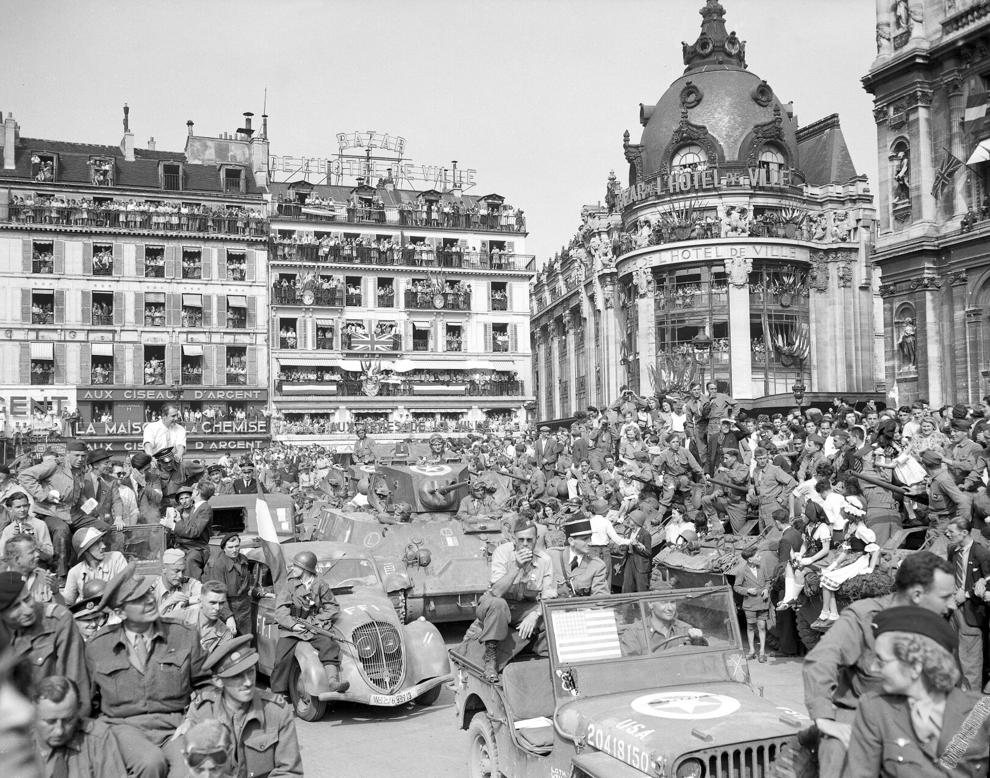Today in history: Aug. 25 | Archives | timegoggles.com