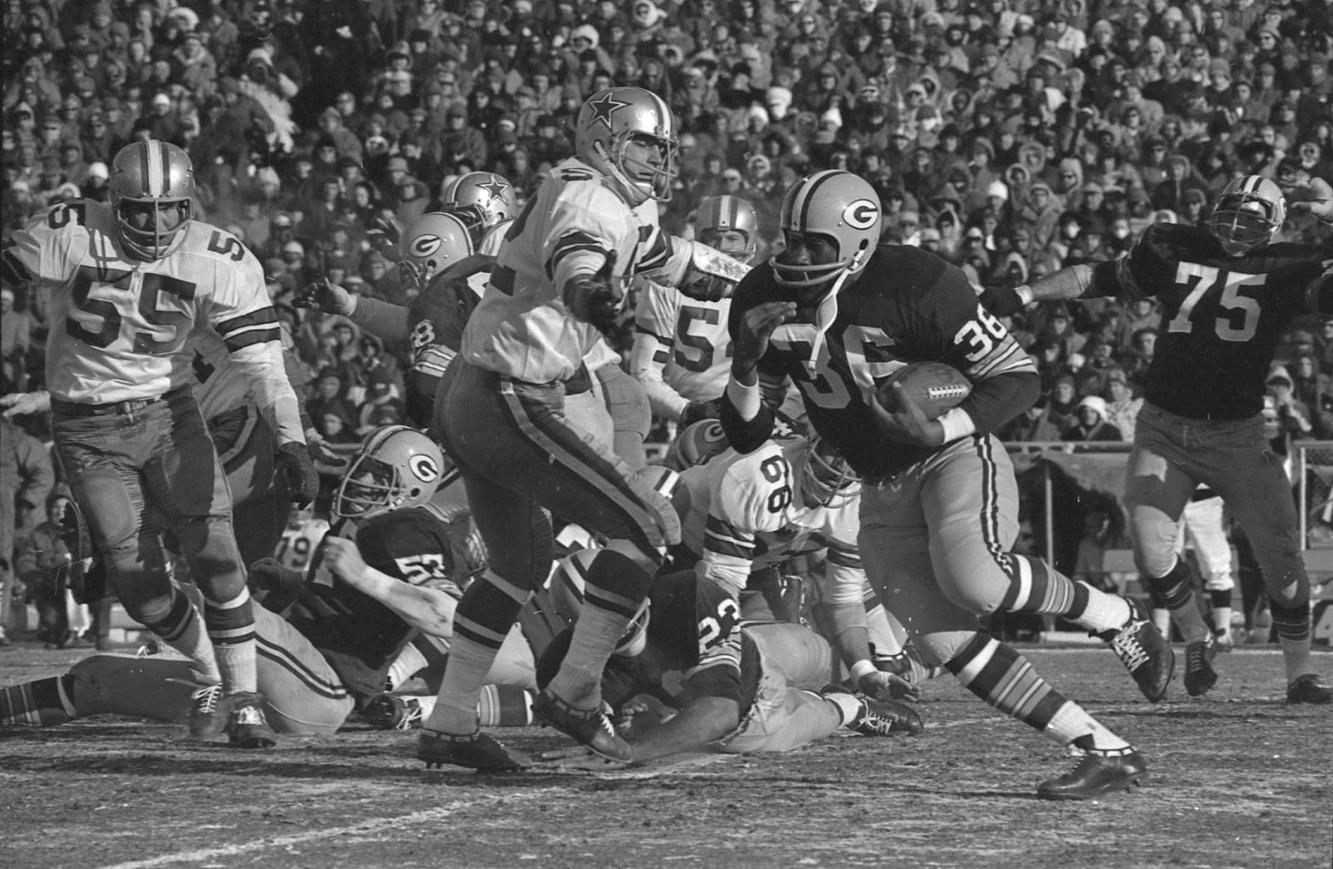 Photos: Never-before-seen photos of historic NFL 1967 'Ice Bowl ...
