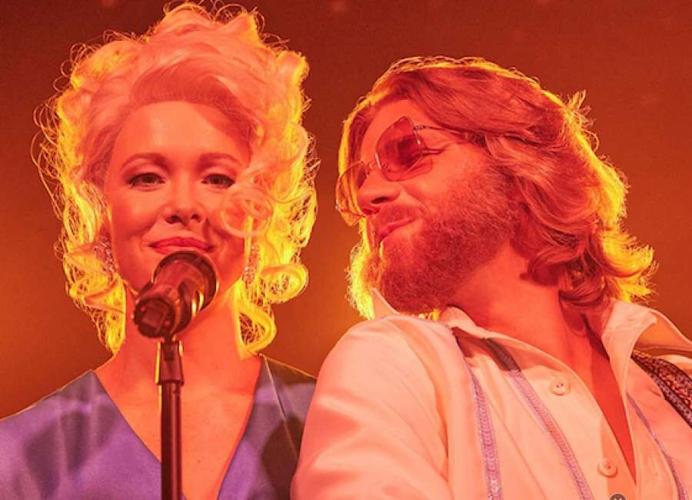 Seriously Red: Dolly Parton impersonator dramedy is light entertainment ...