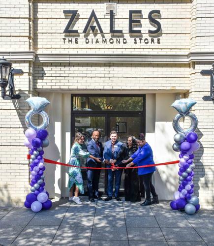 Zales opens new location in Newnan, celebrates 100th anniversary | News ...
