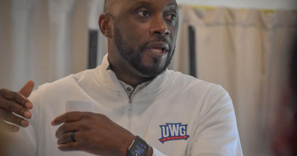 ‘We are your team’: Taylor, Carmichael share UWG football vision with ...
