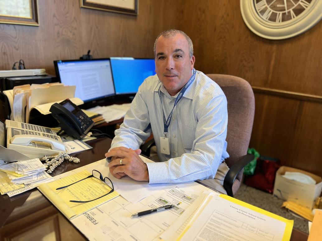 Superintendent gets $40K raise, aligning pay with similar-sized ...