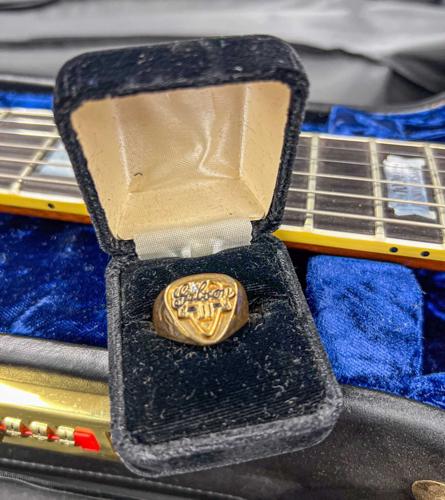 Six strings pull heartstrings | News | times-herald.com