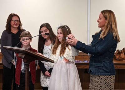 Arbor Springs fifth-graders present circuit projects to school board ...