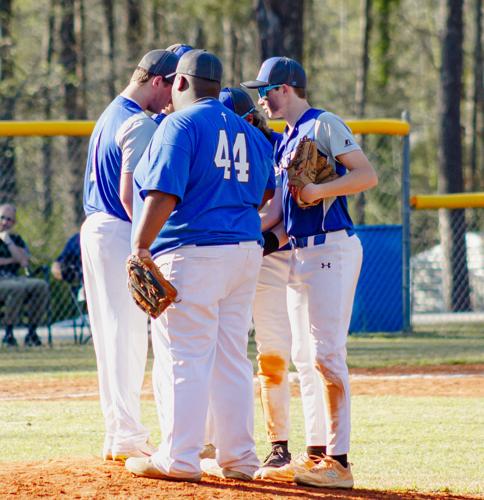 Crusaders on a five-game win streak | Sports | times-herald.com