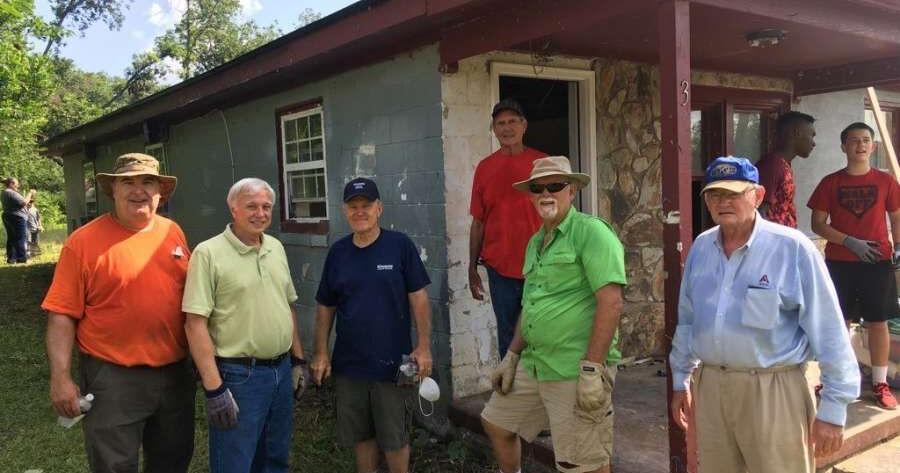 Volunteers help Chalk Level residents in need | Local News | times ...
