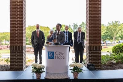 City of Hope unveils new signage in ribbon cutting | Arts & Community ...