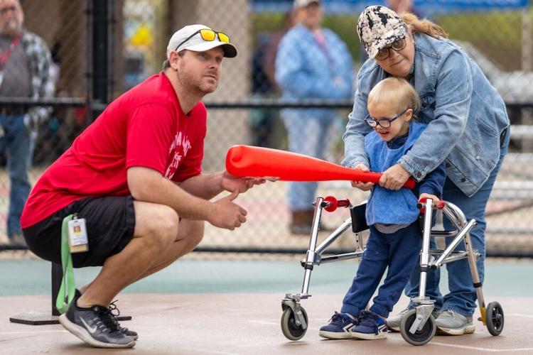 Field of Courage hosts Baseball GameDay for special needs students ...