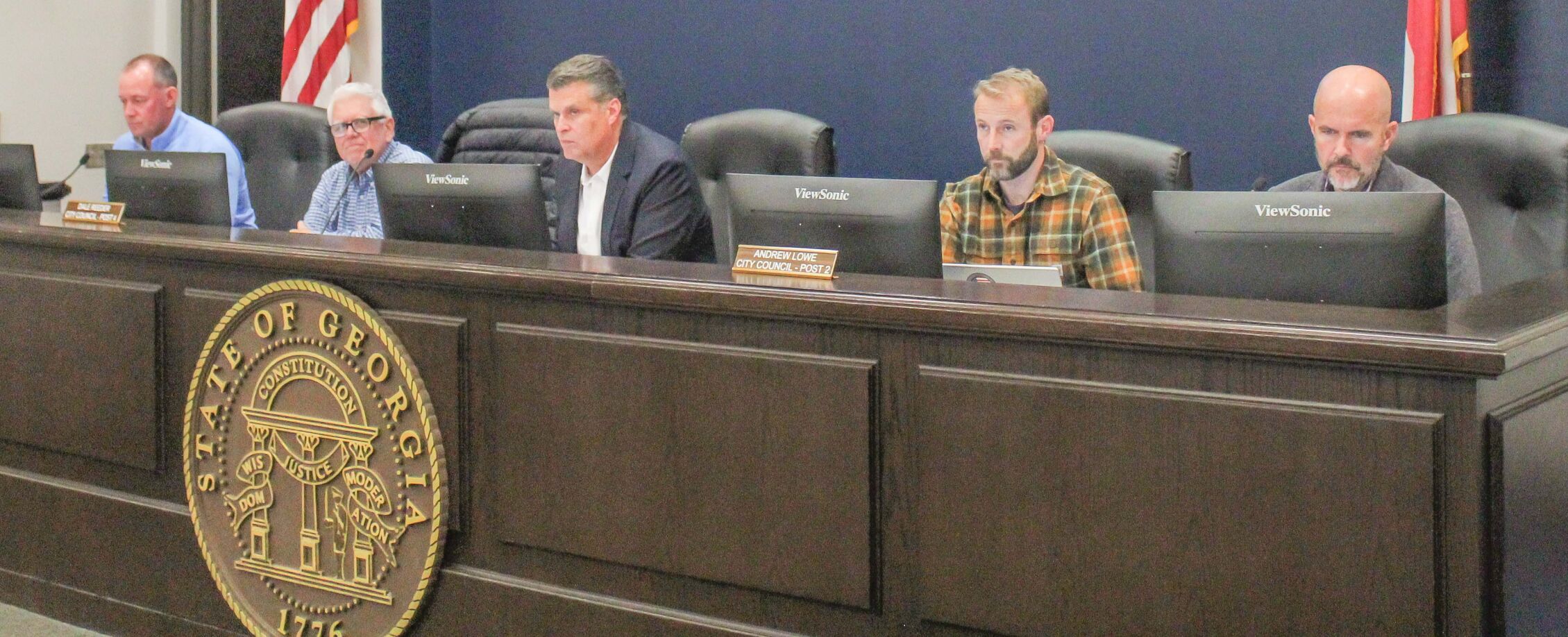 Senoia council fires city manager, assistant; approves building ...