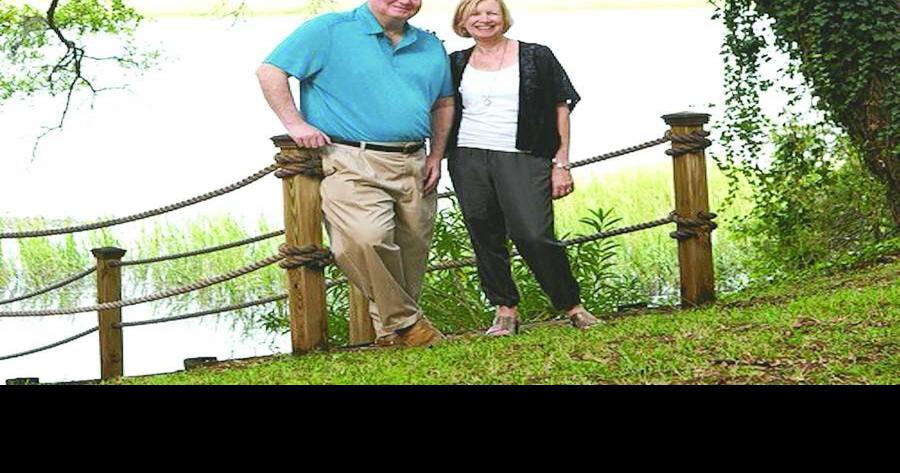Wife to share stories of Pat Conroy at Carnegie | Local News | times ...