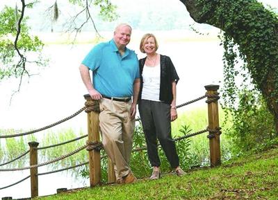 Wife to share stories of Pat Conroy at Carnegie | Local News | times ...