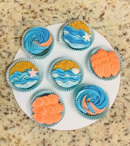 Gluten-free bakery brings community spirit, holiday cheer, and ...