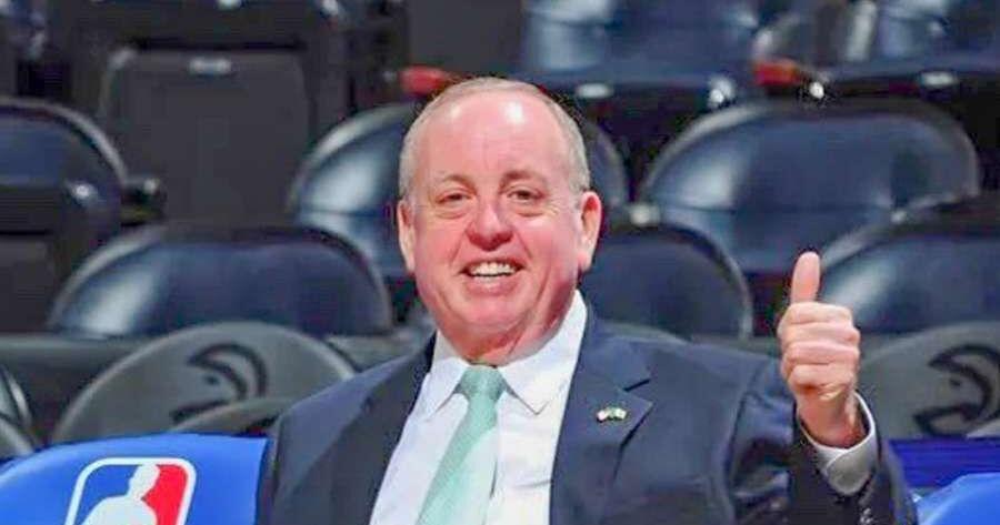 ‘Voice of the Hawks’ Steve Holman selected for induction into Georgia ...