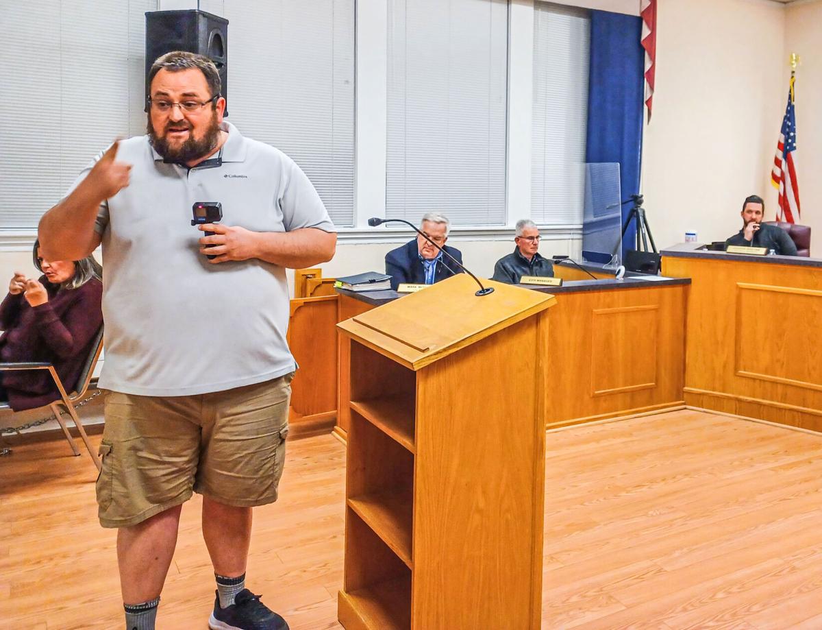 Grantville Mayor and family threatened after meeting descends into ...