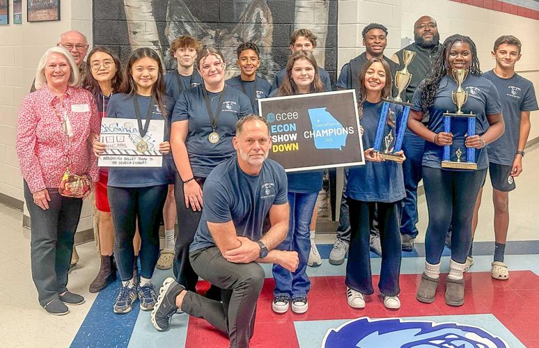 Lee Middle School scores big at Econ Showdown Competition | News ...