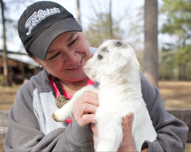 Hester loves working with animals at Noccalula Falls zoo | News | times ...