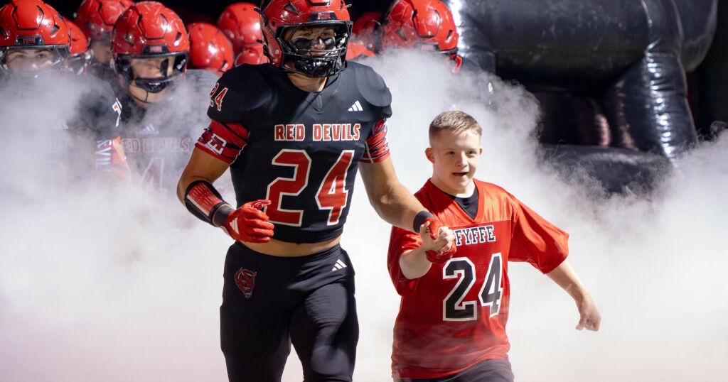 Brotherly Love: Logan and Tate Anderson share special bond | Fyffe ...