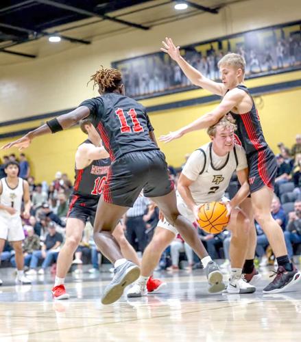 Fort Payne honors seniors with sweep | Sports | times-journal.com