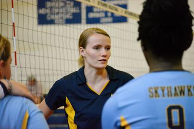 Paige Wetzel overcomes adversity to become head volleyball coach at AUM ...