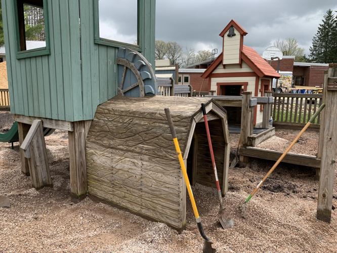 17 years later, multiple generations return to renovate Crellin ...