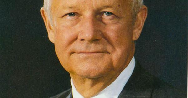 Former West Virginia Gov. Arch Moore dies at 91 | News | times-news.com