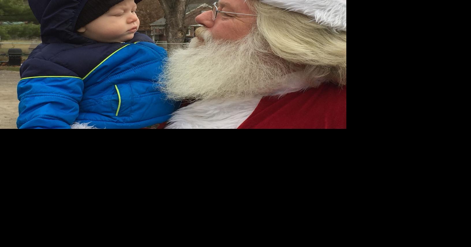 Santa close up with Dakota Brode of Cumberland | Local News | times ...