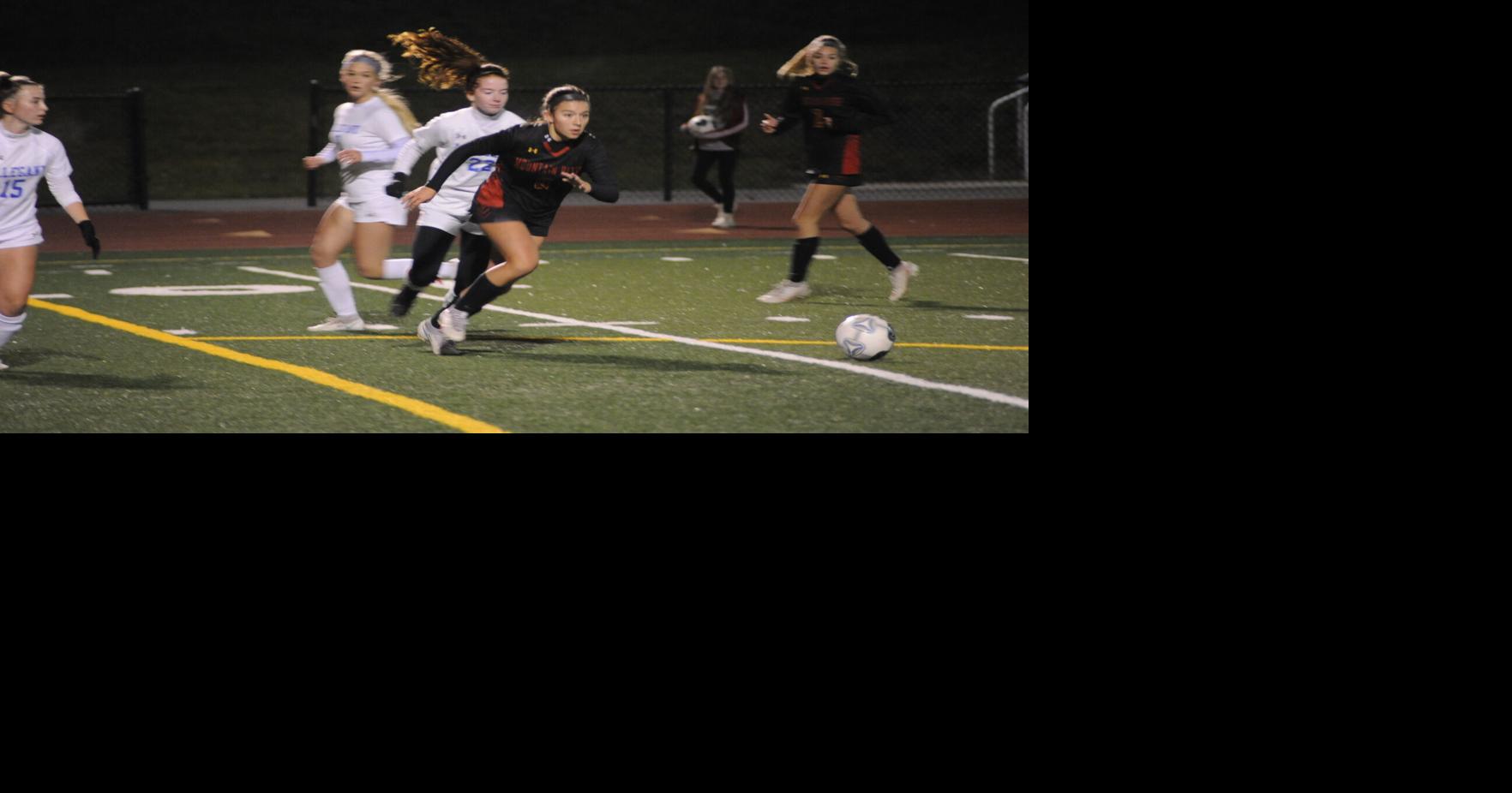 Snyder scores twice, assists another to lead Mountain Ridge to girls ...