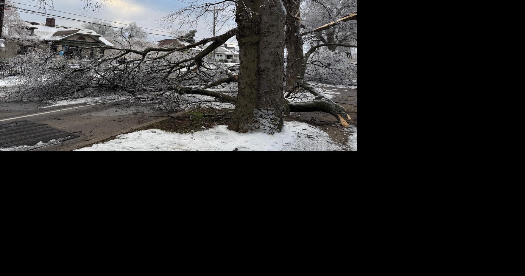 Mississippi sending 135 snowplows to help clear ice and snow from ...