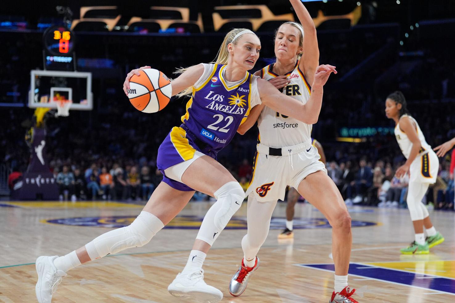 Nneka Ogwumike scores 24 points against her former team to help the ...