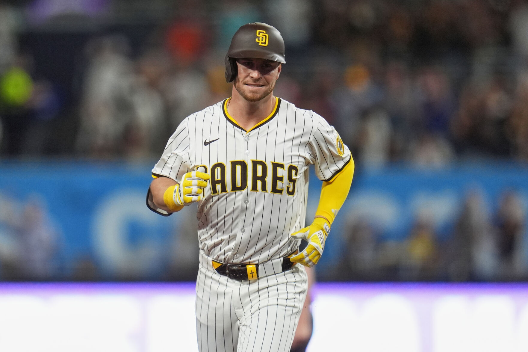 Pirates make a rare free agency splash, finalizing $29M, 2-year deal ...