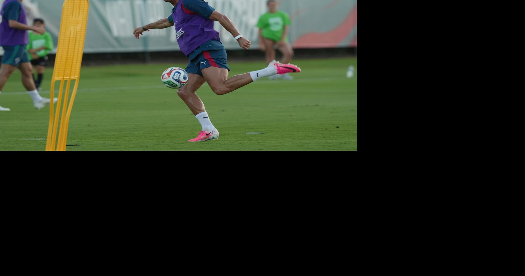 Portugal fans mixed on whether Ronaldo will help or hurt team’s World ...