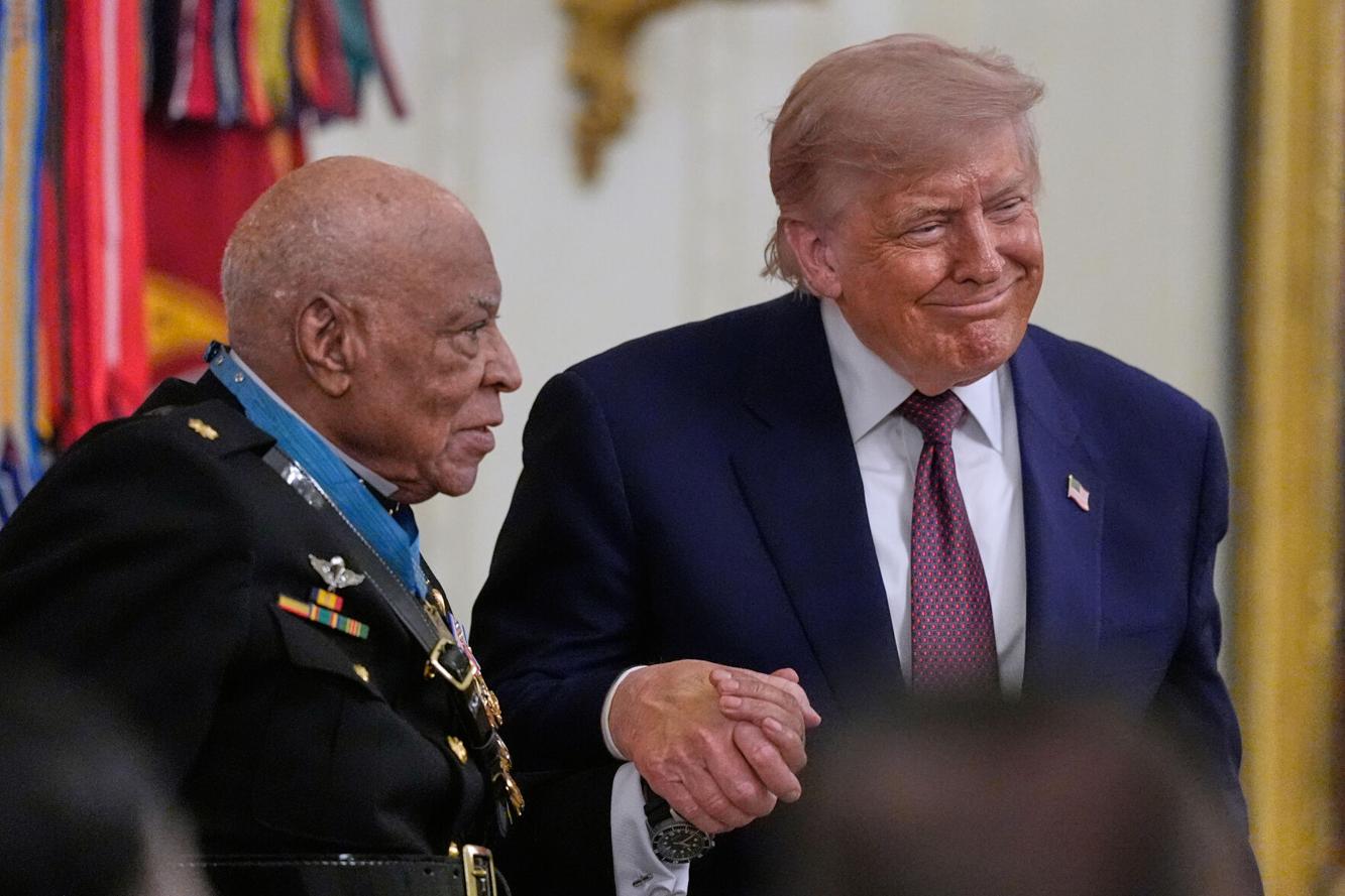 Trump Medal of Honor | National | timesargus.com