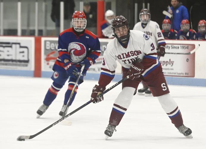 Hockey Roundup: Peloquin leads Spaulding boys past Hartford, 4-3 ...