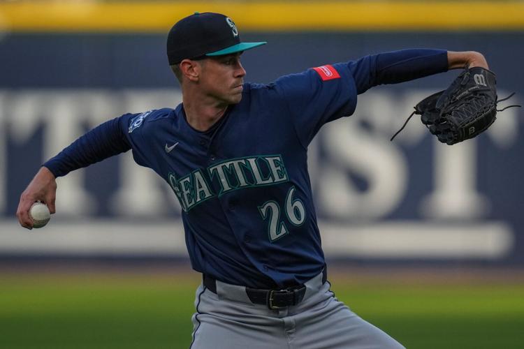 Raley hits grand slam and 3-run homer as Mariners outslug Murakami and ...