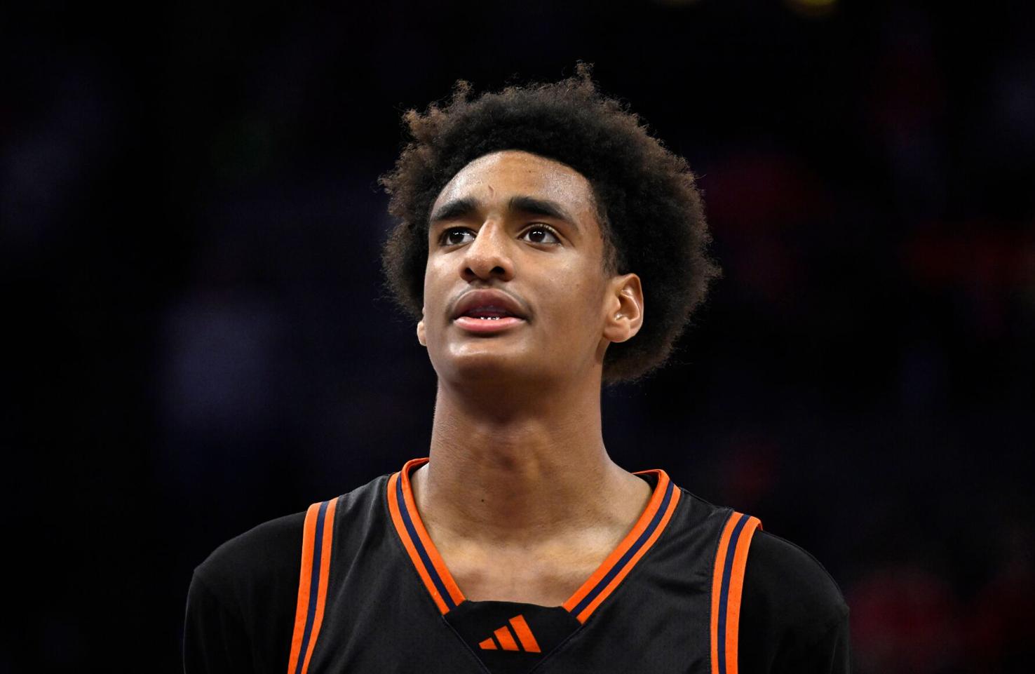 Alijah Arenas starts in long-awaited debut for Trojans against Northwestern following knee ...