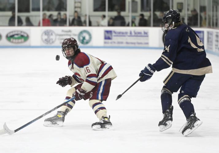 Roundup: King leads Spaulding past Essex, 3-1 | Slider | timesargus.com