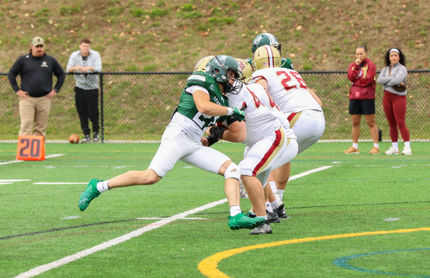 Castleton, Middlebury shoot for midseason football victories | Local ...
