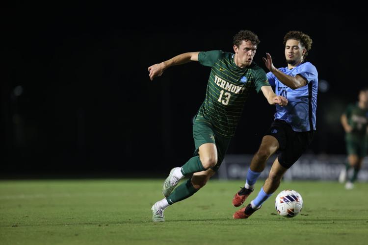 UVM men's soccer wins overtime thriller | Sports | timesargus.com