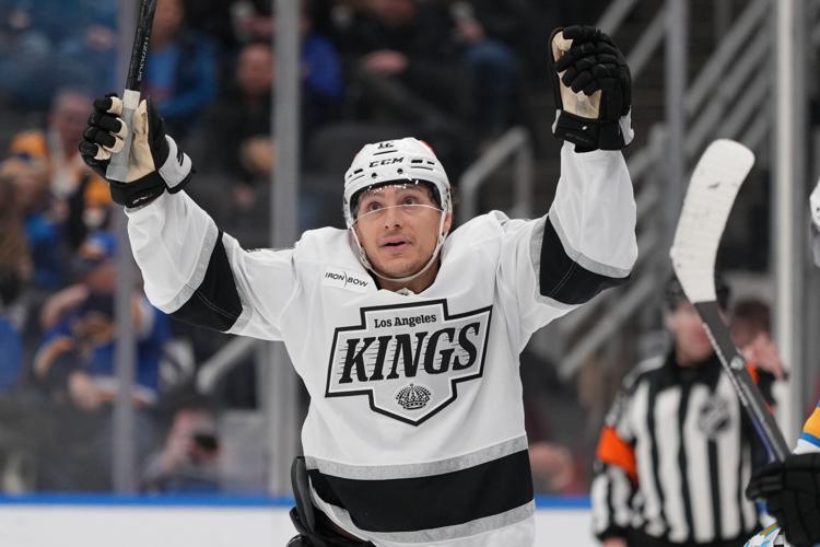 Moore scores deciding goal in shootout as Kings beat Blues 5-4 | Pro ...