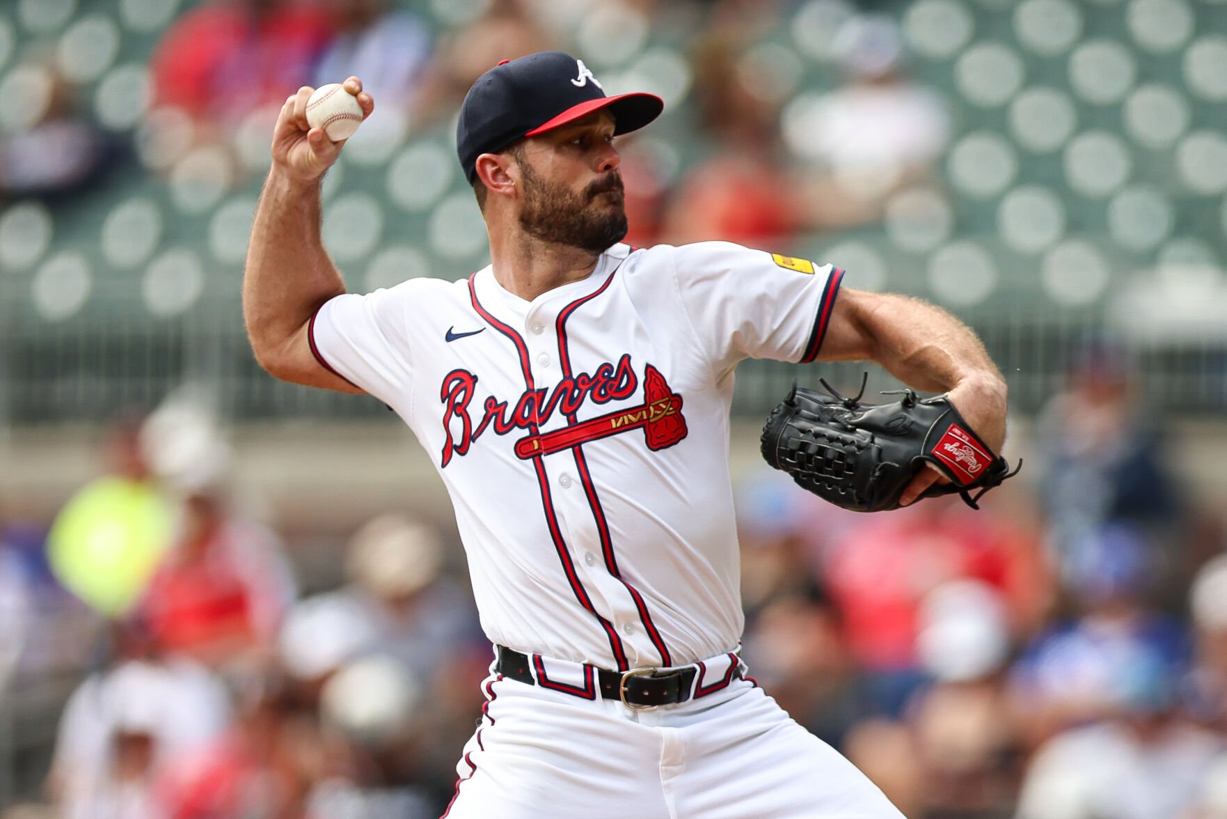 Braves bolster bullpen by signing right-hander Tyler Kinley to $4.25M ...