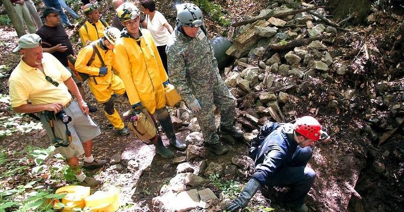 Team removes remains of caver after four decades | News | timesargus.com