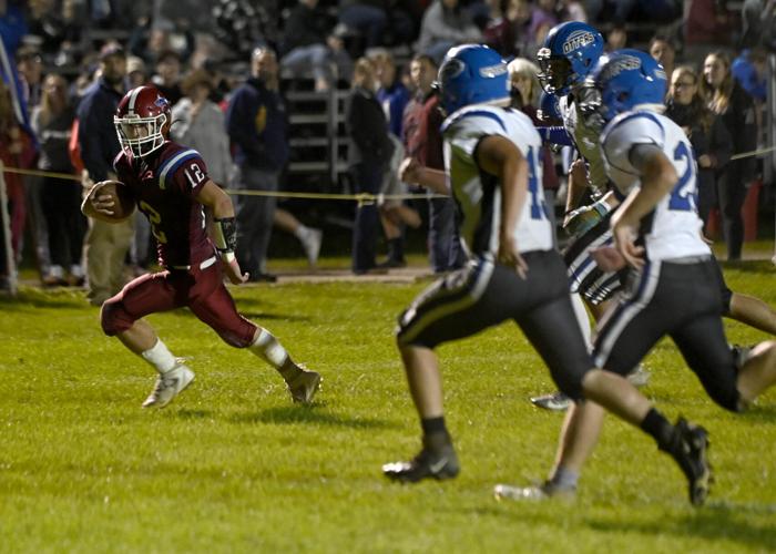 Hoar does it all for Spaulding football | Slider | timesargus.com