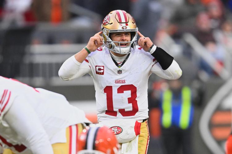 49ers coach Kyle Shanahan stays focused on Titans despite playoff buzz ...