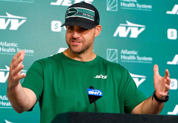 Jets' latest coaching staff shakeup: Tanner Engstrand out as offensive ...