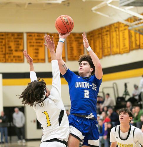 Roundup: Spaulding rallies past Randolph, 70-66 | Local | timesargus.com