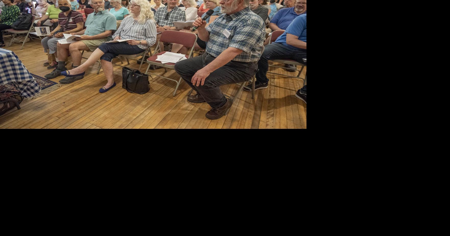 Plainfield finally holds annual floor meeting, everything passes ...