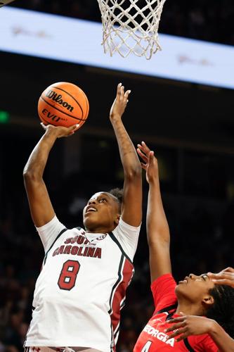 Okot, Edwards lead sluggish No. 3 South Carolina to 20th straight win ...