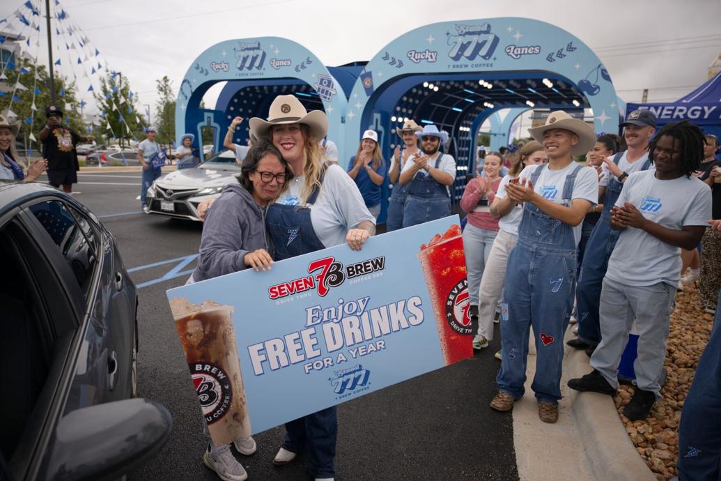 Grand Opening of Stand 777 | National | timesargus.com